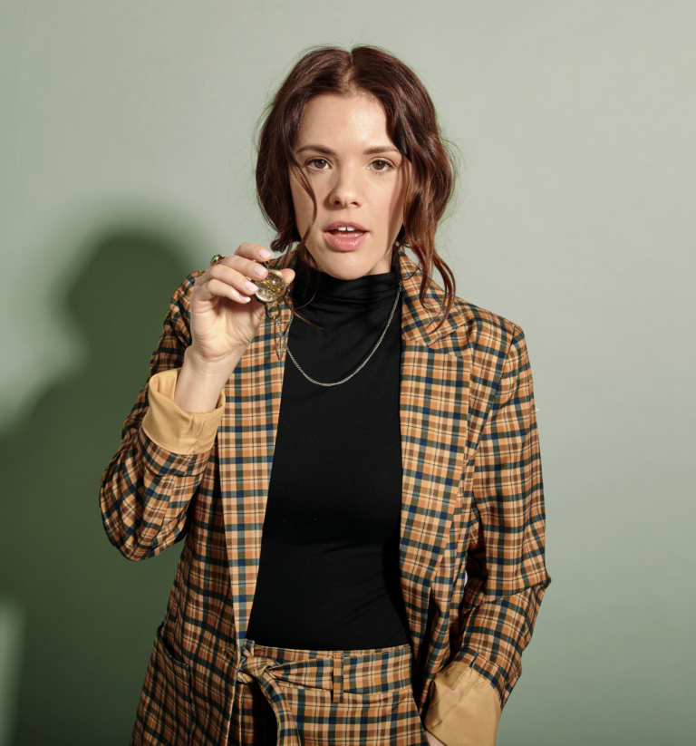 Kat Eaton - Talk to me - Radiocoop