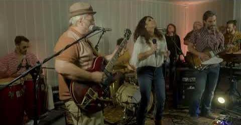 JOHN BEER - Hold back the river - Radiocoop